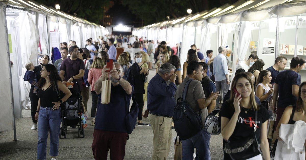 Εκθεση Βιβλίου στον Πειραιά: Συνεχίζεται ως τις 2 Ιουλίου | HuffPost ...
