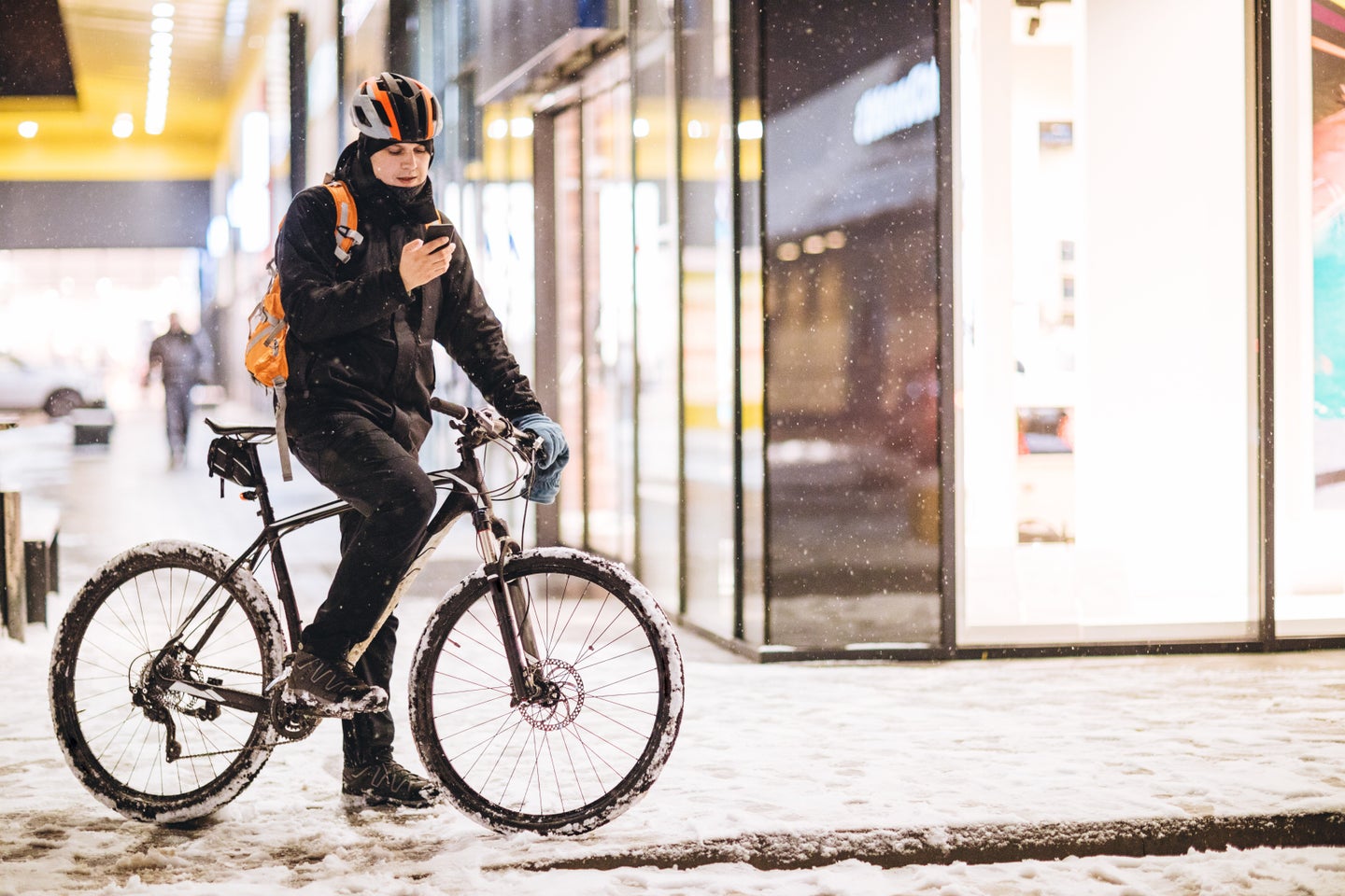 What To Tip Food Delivery Drivers During Bad Weather | HuffPost Life