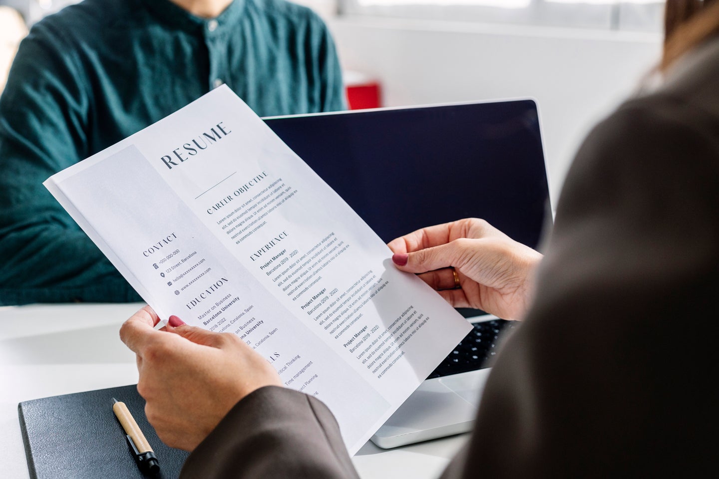 LGBTQ+ Job Seekers: To Disclose Or Not On A Resume? | HuffPost Life