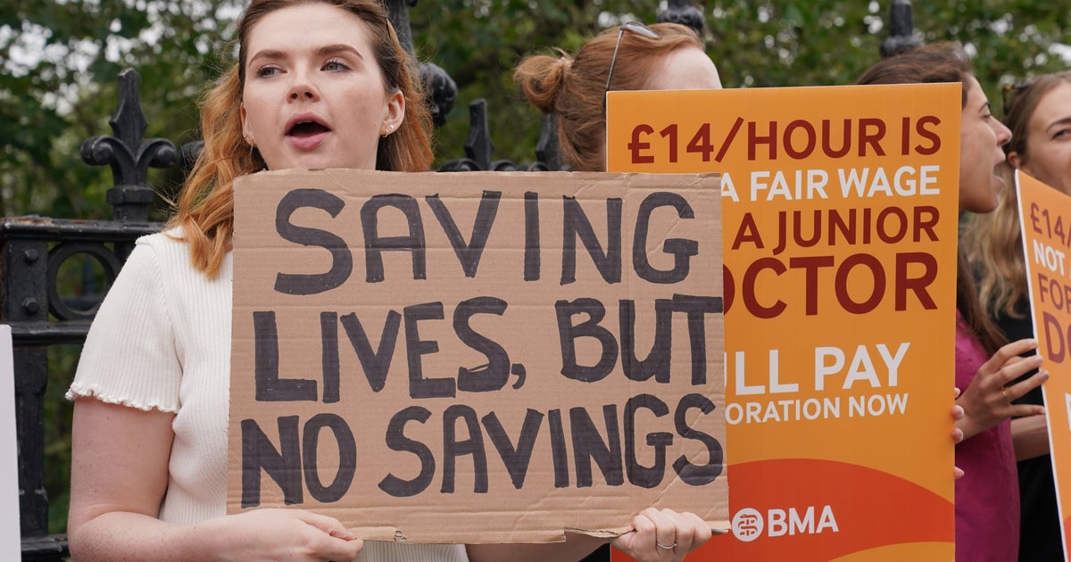 Public Sector Workers Receive Around 6% Pay Rises | HuffPost UK Politics