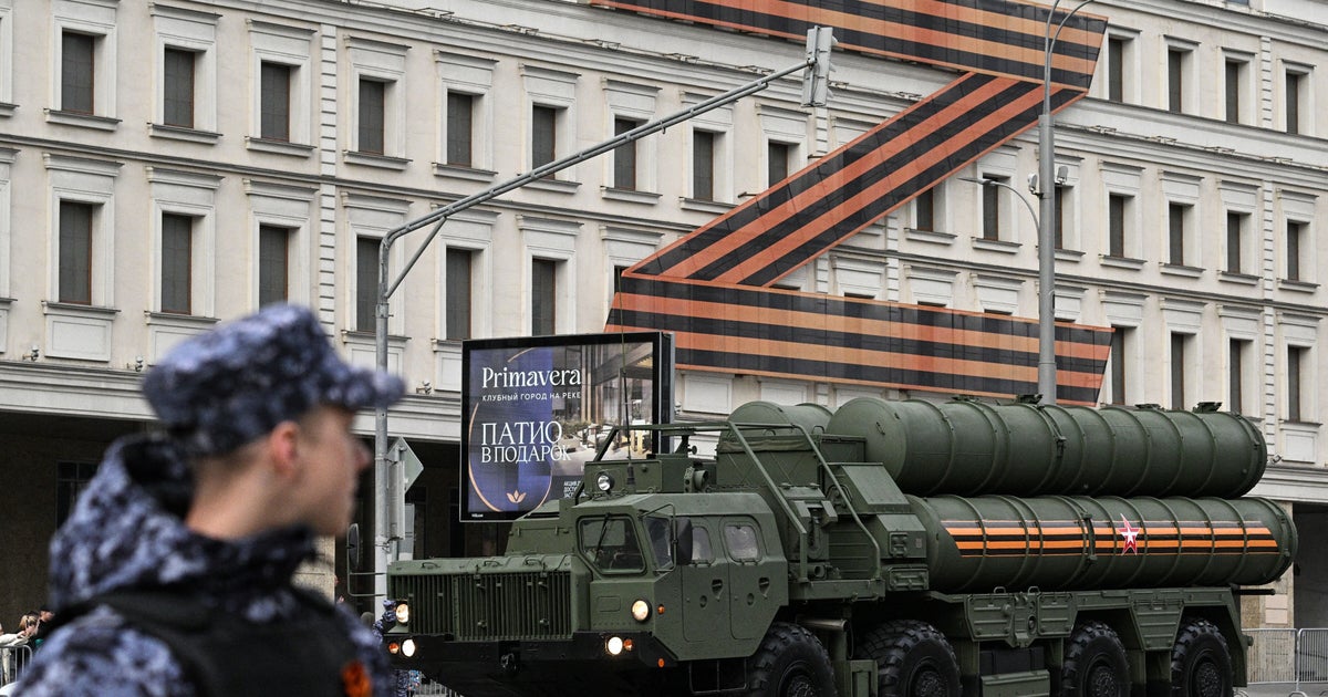 Russian Troops Draft Age Extended: What's Behind It? | HuffPost UK Politics