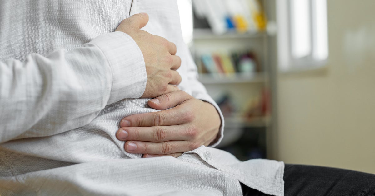 The Red Flag Symptoms Of Bowel Cancer | HuffPost UK Life