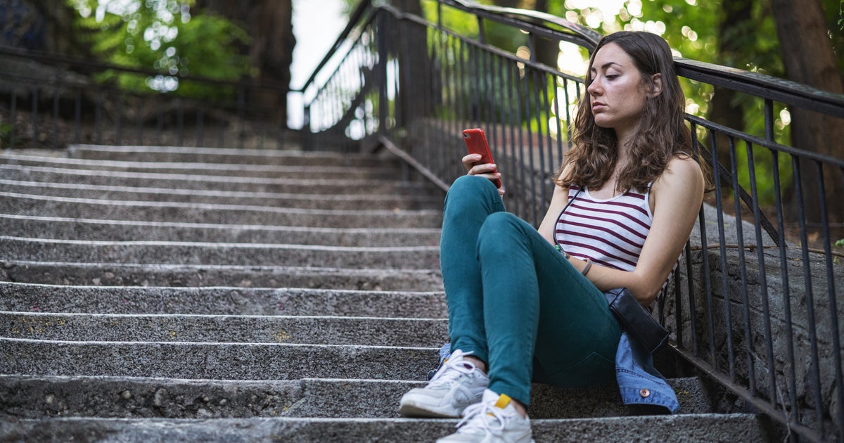 Feel Sad When Your Bestie Gets Into A Relationship? You're Not Alone ...