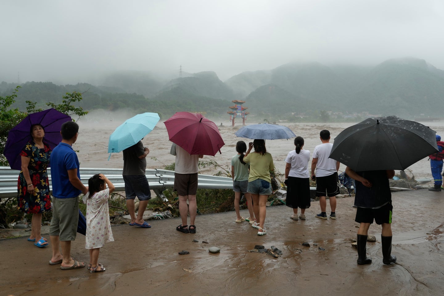 Beijing Floods: A Look At The Shocking Floods Swamping China | HuffPost ...