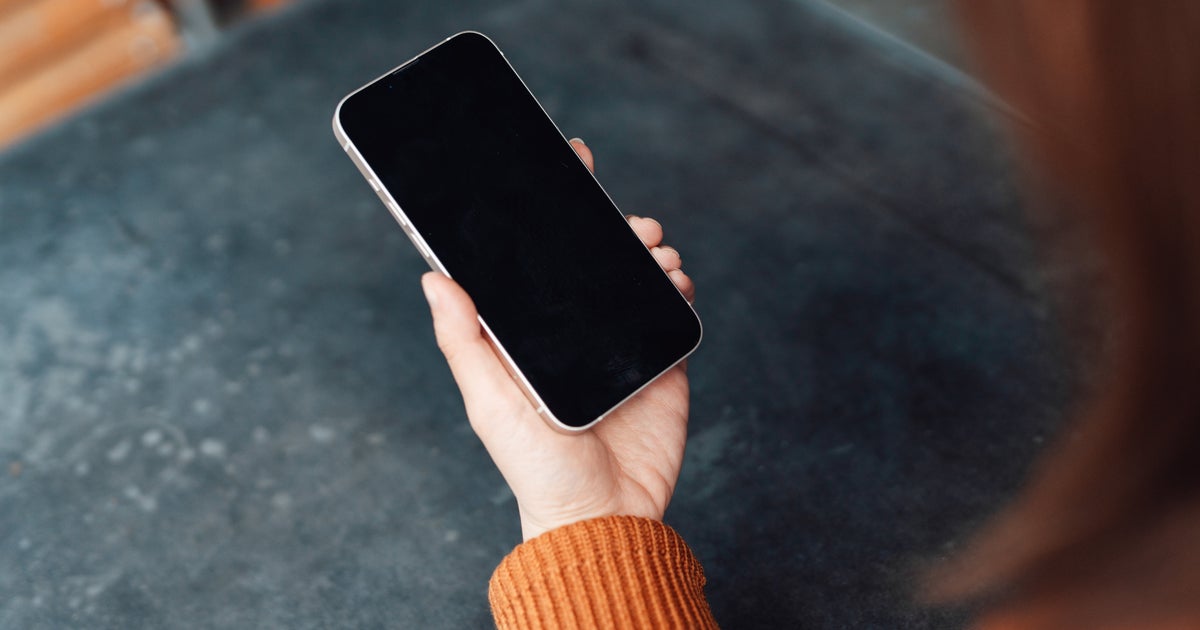 iPhone Users Are About To Experience Calls Differently | HuffPost UK Life