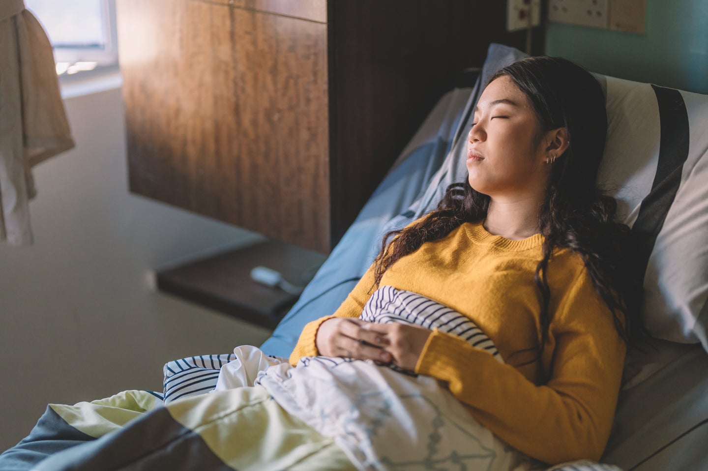 The Early Warning Signs Of Bacterial Meningitis | HuffPost Life