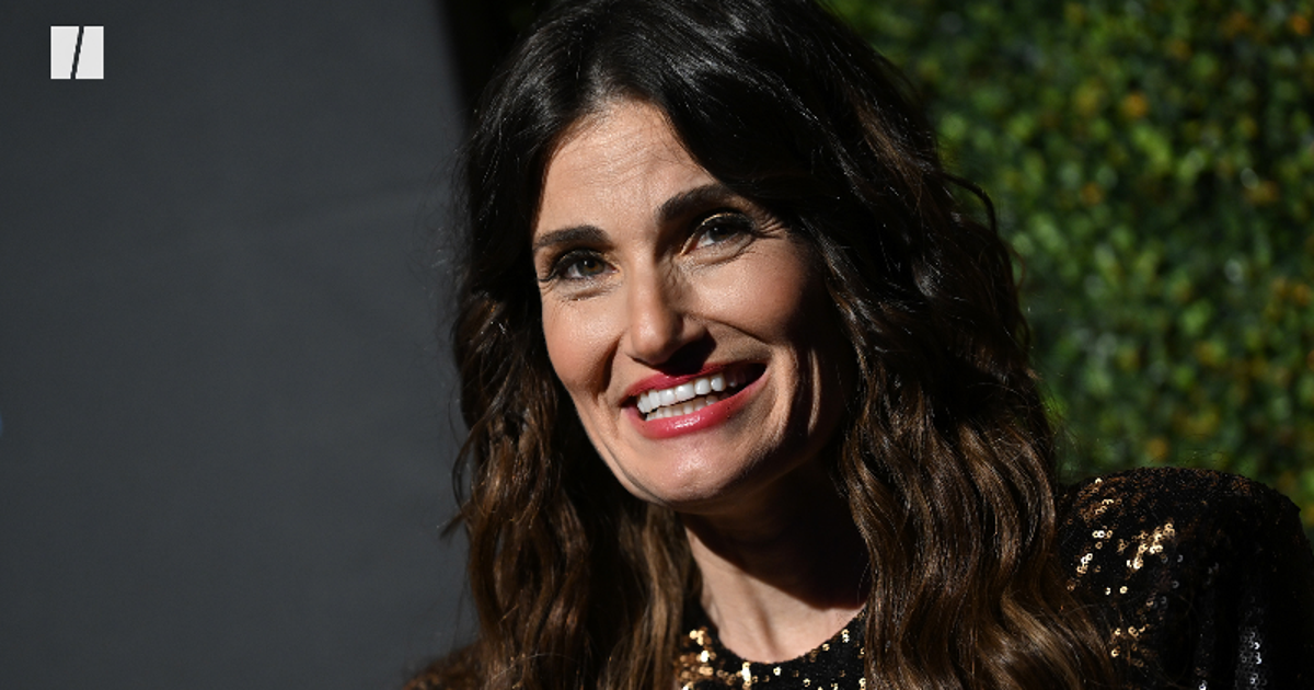 Idina Spills About “Glee” Age Gap | HuffPost UK Videos