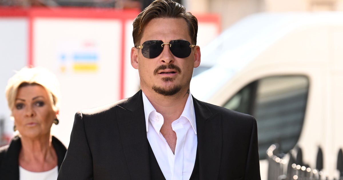 Blue Singer Lee Ryan Receives Suspended Prison Sentence | HuffPost UK ...