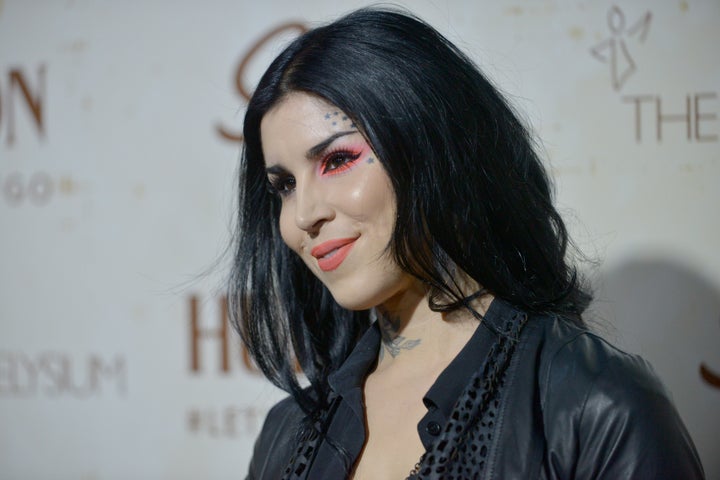 Kat Von D Gets Baptized After Renouncing The Occult Huffpost Entertainment