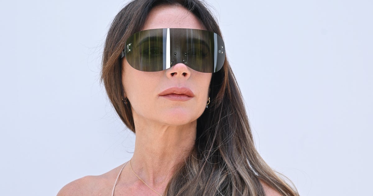 Why Women Face Criticism For Not Smiling | HuffPost UK Life