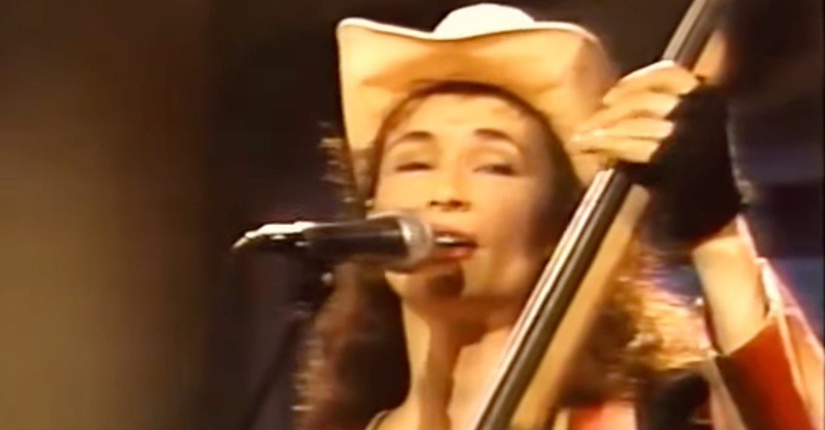 Laura Lynch, Founding Member Of The Dixie Chicks, Dead At 65 | HuffPost ...