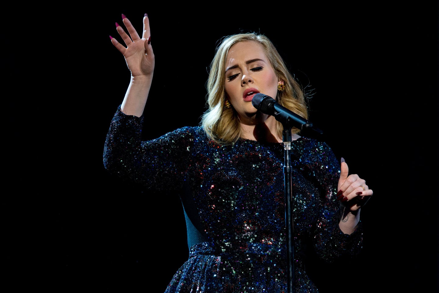So THAT'S Why Singers Lose Their Accent When They Sing | HuffPost UK ...