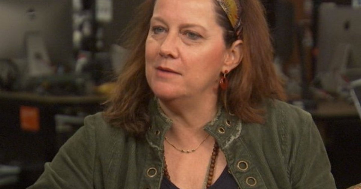 Kelly Carlin Talks Growing Up In Dad George Carlin's 'Shadow ...