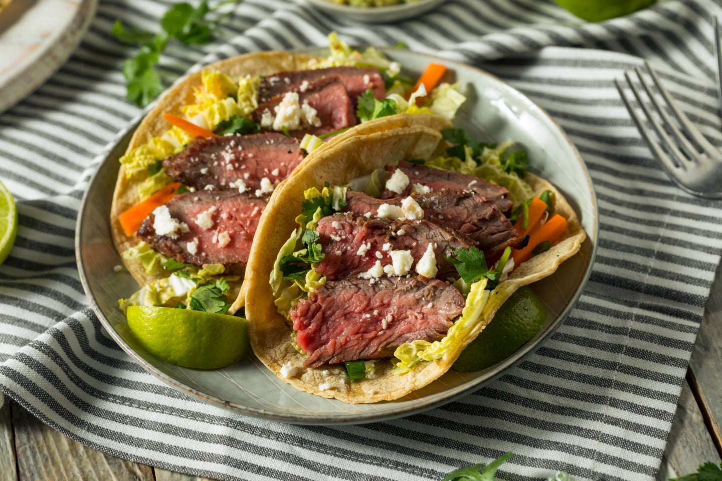 Corn Tortillas vs. Flour Tortillas: Which Option Is Healthier ...