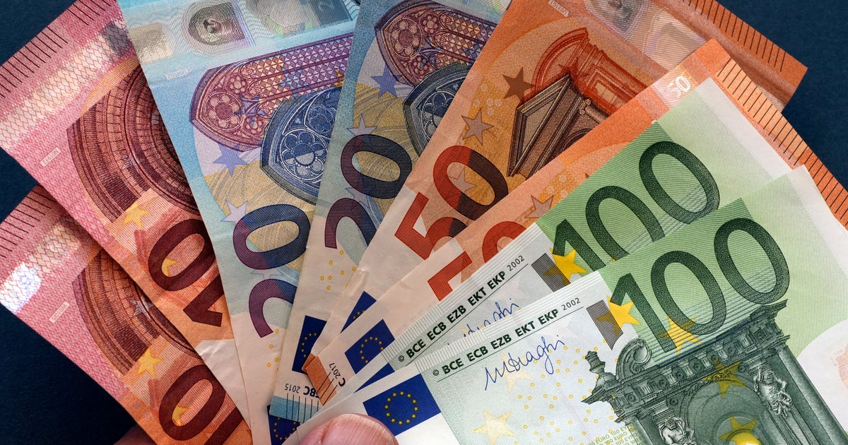 ΙΟΒΕ: Ανάπτυξη 2,4% το 2024 και ανεργία στο 10,5% | HuffPost Greece ...