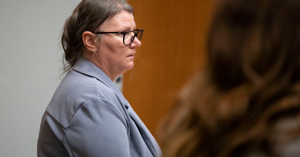 Jennifer Crumbley Trial: Michigan School Shooter's Mom Cross-Examined ...