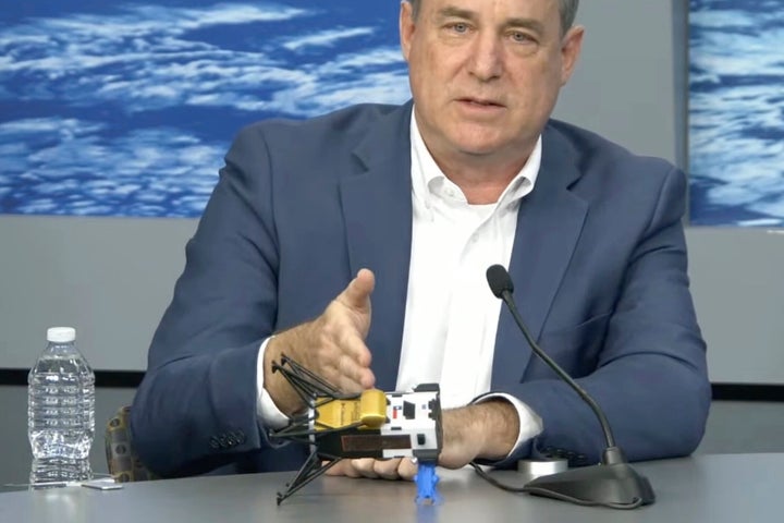 Lunar Lander Sideways On Moon Company Confirms | HuffPost Latest News