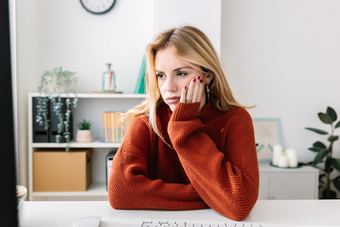 These Are The Hidden Symptoms Of Early Menopause | HuffPost UK Life