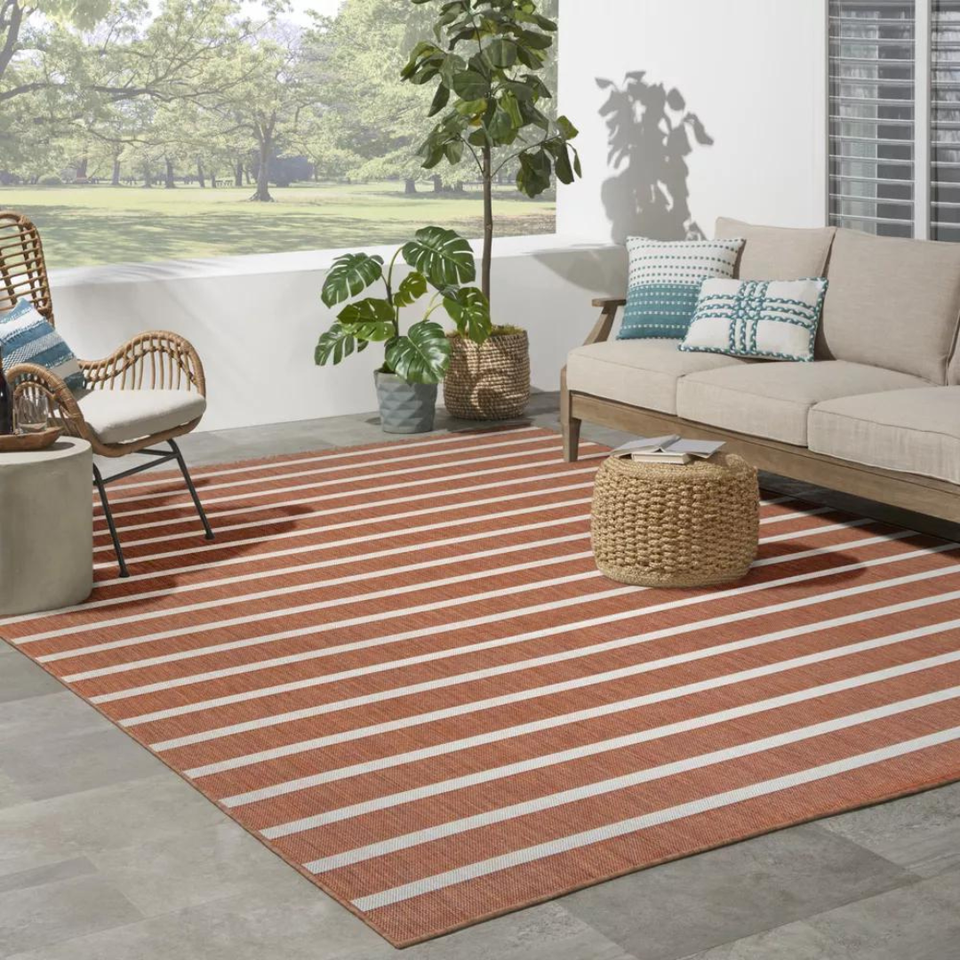 9 Very Stylish Outdoor Rugs That You Can Get At Target | HuffPost Life