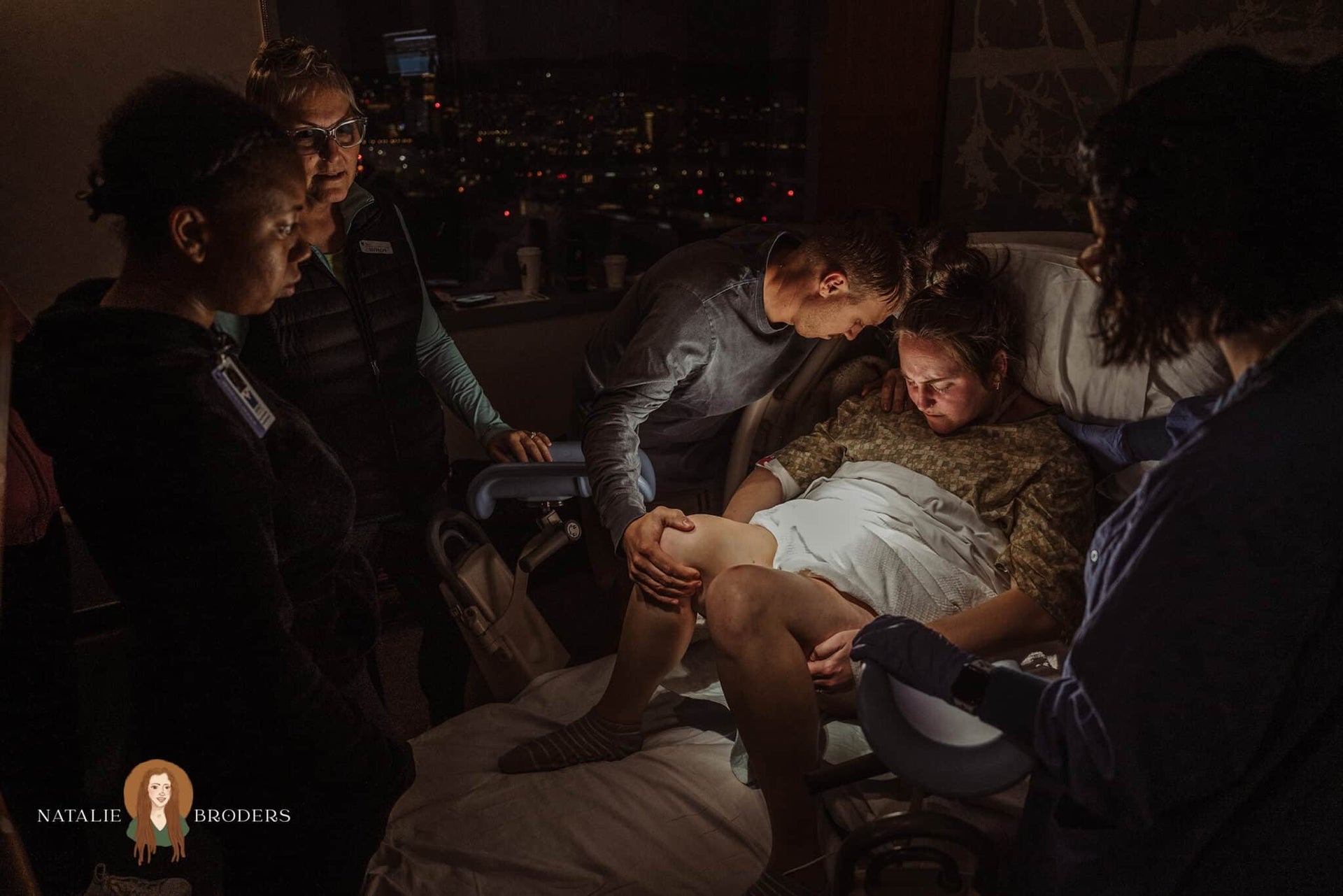 Powerful Birth Photos Capture The Emotion Of Labor And Delivery ...