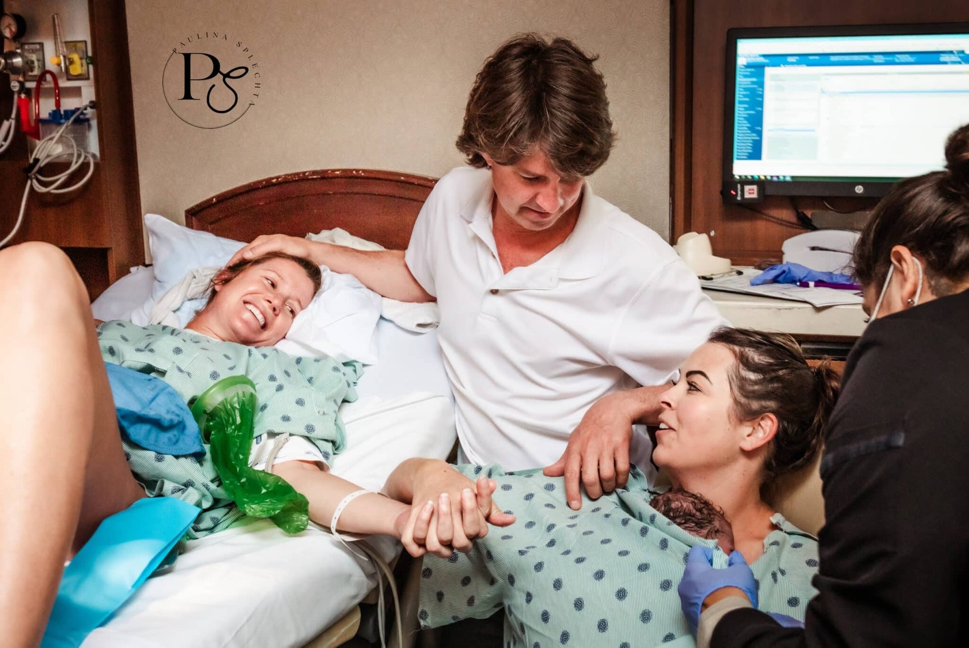 Powerful Birth Photos Capture The Emotion Of Labor And Delivery ...