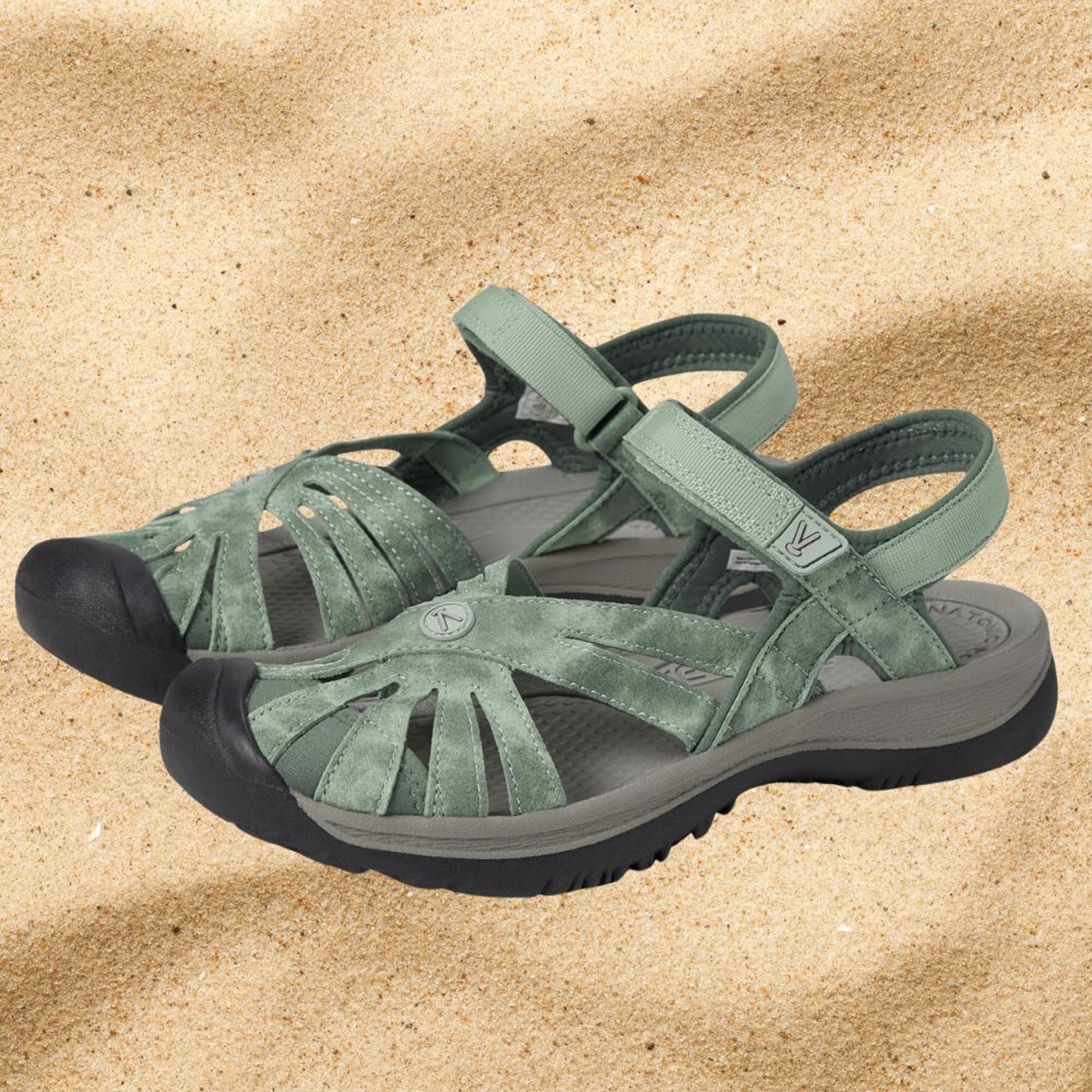 7 Most Comfortable Sandals, According To Outdoor Tour Guides | HuffPost ...
