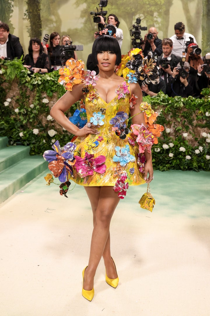 Met Gala 2024 Red Carpet: See All The Best And Most WTF Looks ...