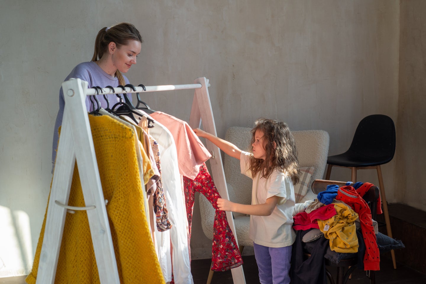 Modern Parenting Trends Parents Disagree With | HuffPost Life