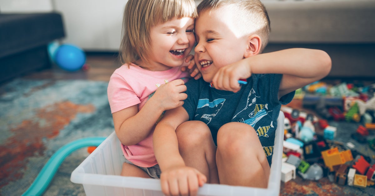 How To Raise Kids Who Actually Like Each Other | HuffPost Life