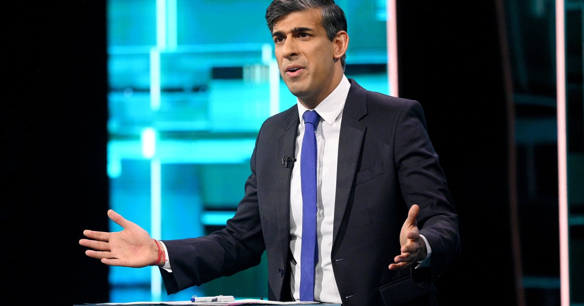 Rishi Sunak Accused Of Lying About Small Boat Crossings | HuffPost UK ...