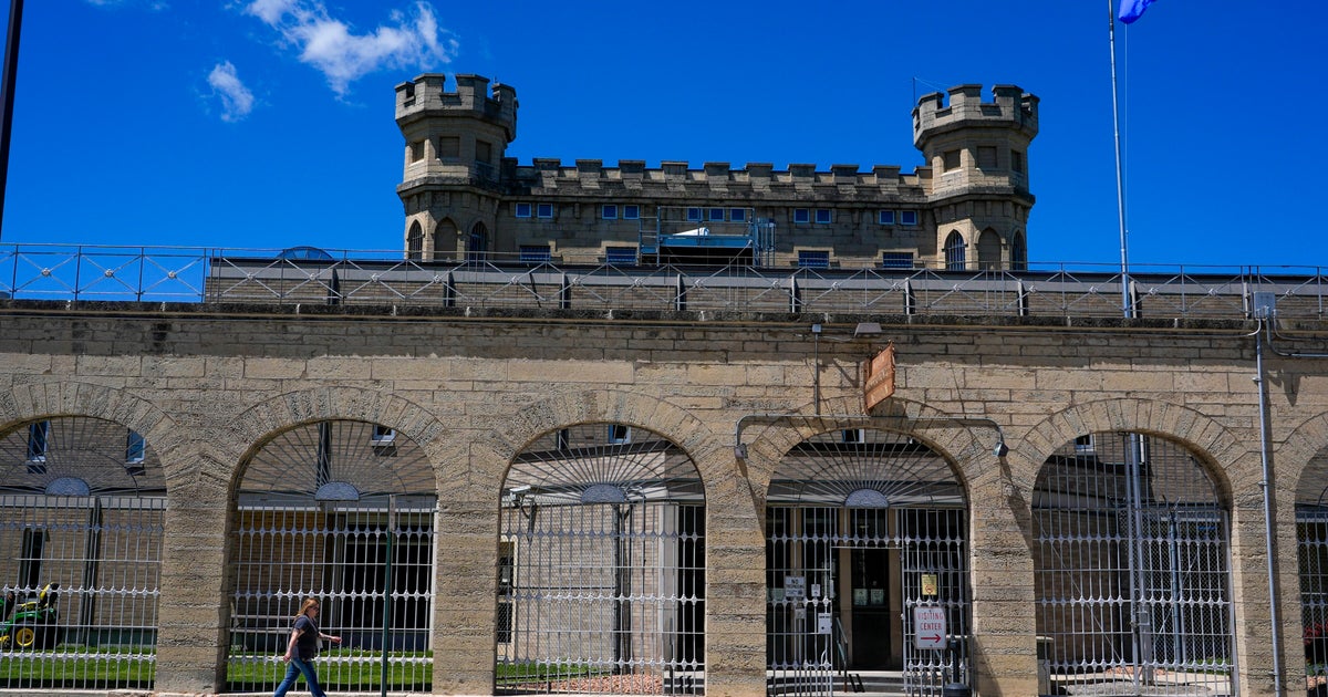 Wisconsin Prison Warden, Eight Staff Members Charged After Inmate Death ...