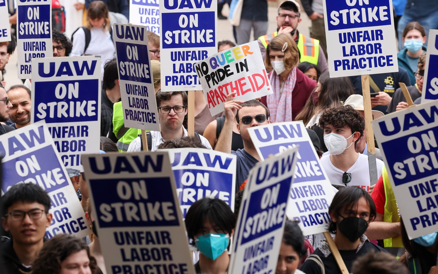 University Of California Grad Student Strike Hits 6 Campuses | HuffPost ...