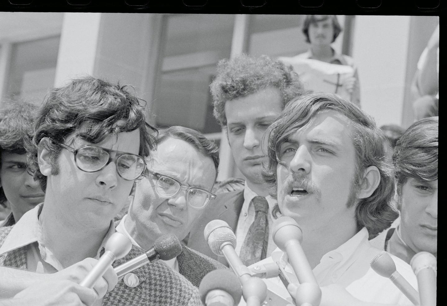 Howard Fineman Dead: Former HuffPost Journalist Dies Of Pancreatic ...