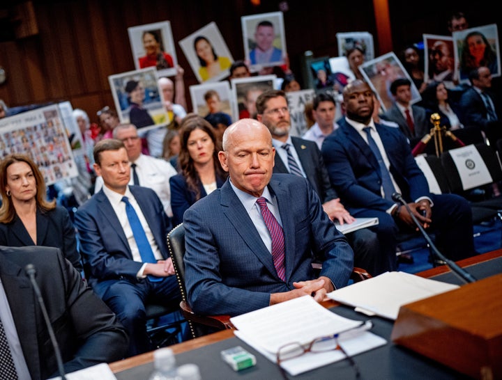 Boeing CEO Defends Company After Apologizing To Families Of Crash ...