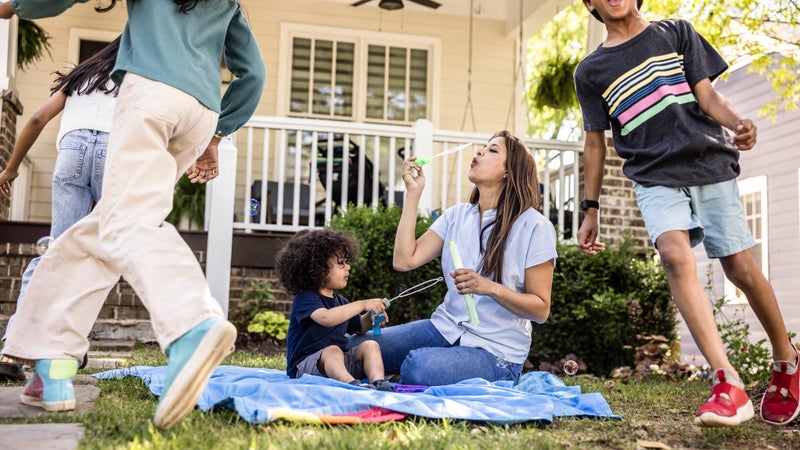 HuffPost Life: A No-BS Guide to Modern Life