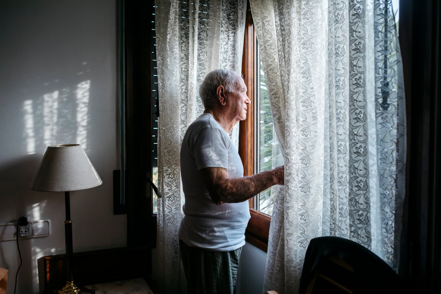 Study Finds Chronic Loneliness Increases The Risk Of Stroke | HuffPost Life