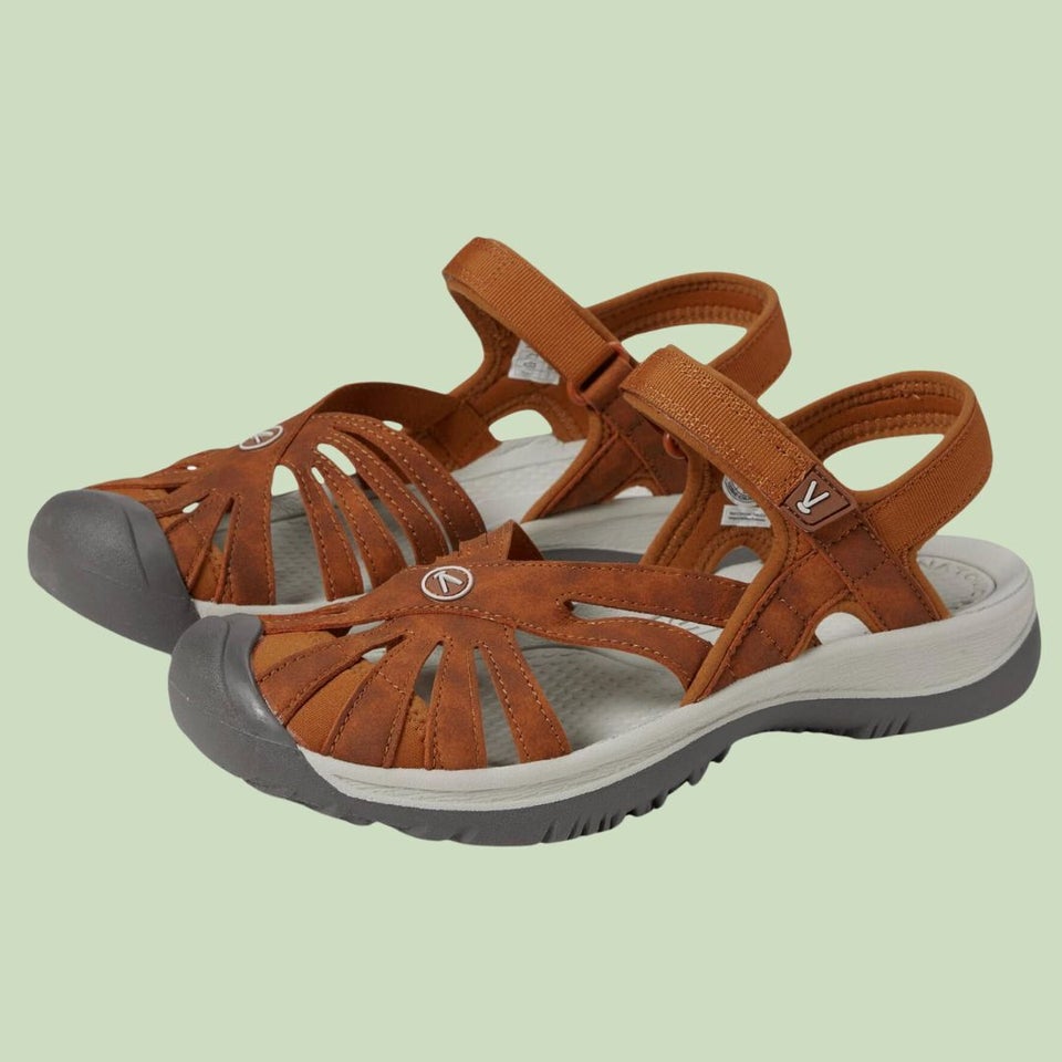 The Most Comfortable Sandals For Older People | HuffPost Life