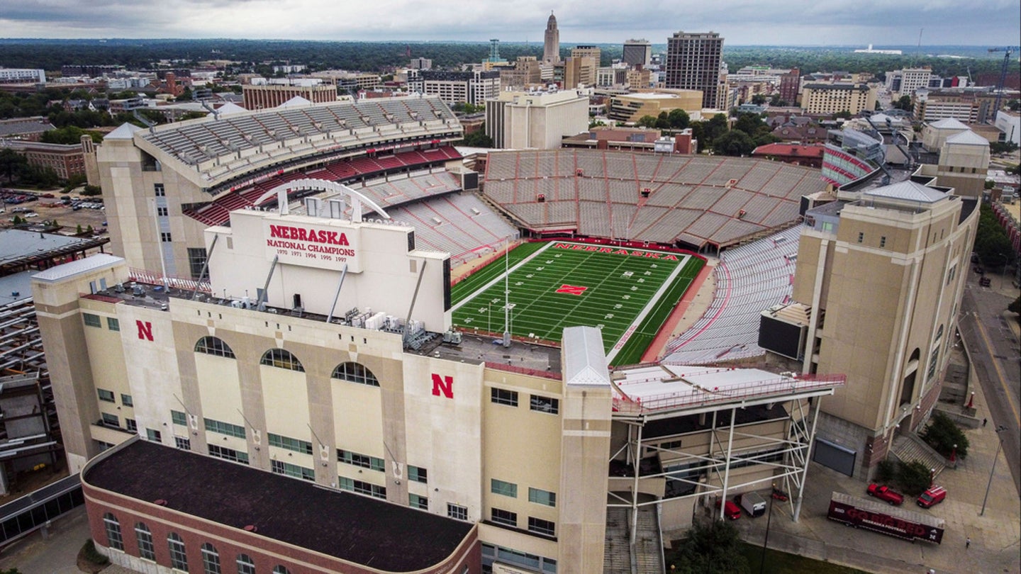 Nebraska Regent's Idea To Place Ashes Under Field Is DOA | HuffPost Sports