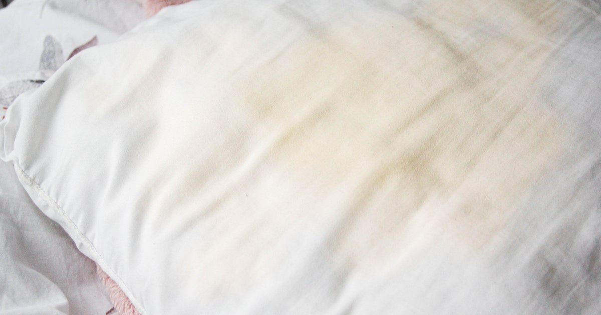 The Best Solution To Yellow Mattress Stains Costs 25p | HuffPost UK Life