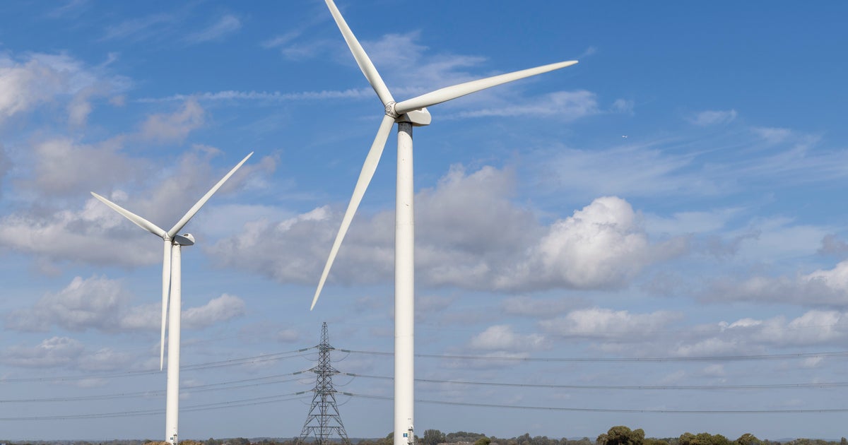 Labour Lifts Tory Ban On New Onshore Wind Projects | HuffPost UK Politics