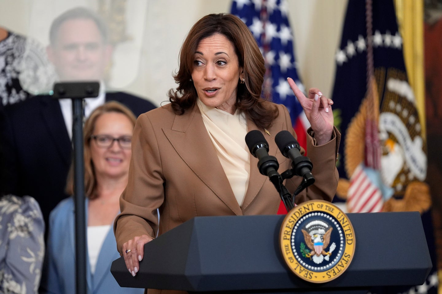 We Can't Stop Watching These Musical Remixes Of Kamala Harris' Laugh ...