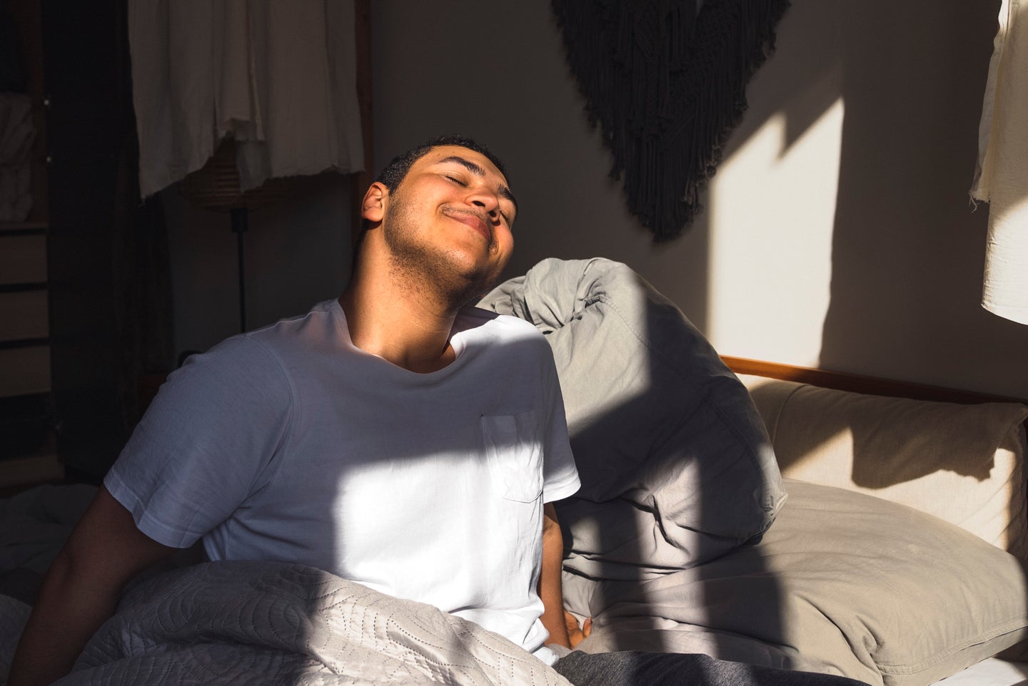 How Getting Morning Sunlight Can Help You Sleep Better | HuffPost Life