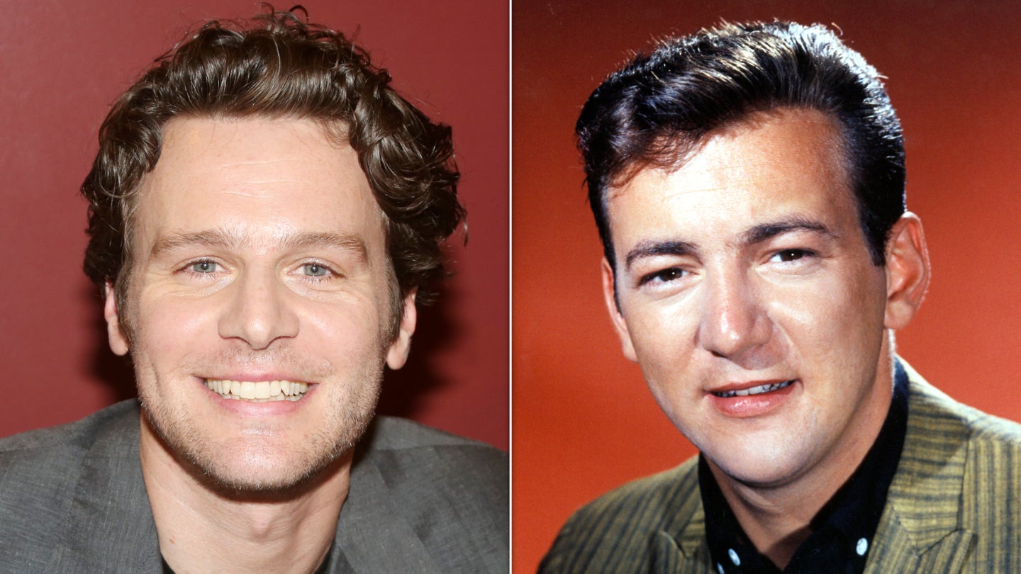 Jonathan Groff Teases His New Role As Bobby Darin | HuffPost Entertainment
