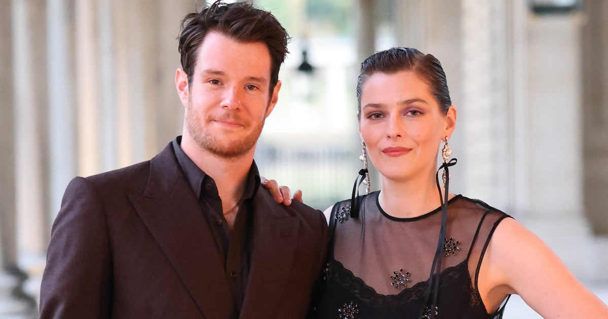 Connor Swindells' Wedding To Amber Anderson Was Officiated By This Sex ...