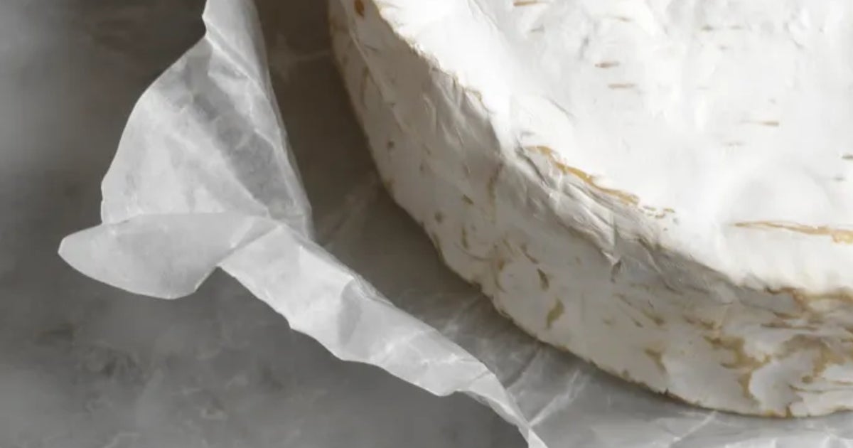 Can I Eat Brie Rind, And How Can I Remove The Ammonia Taste? | HuffPost ...