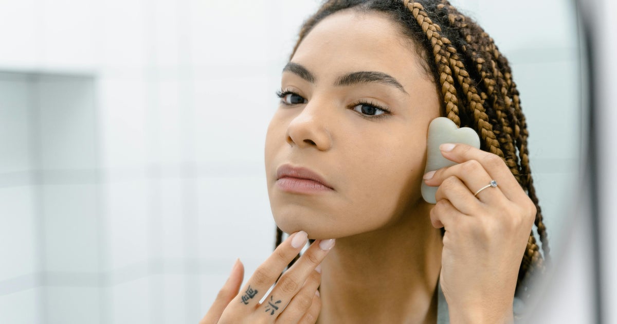 Is Cortisol Really Why Your Face Is Puffy? | HuffPost UK Life