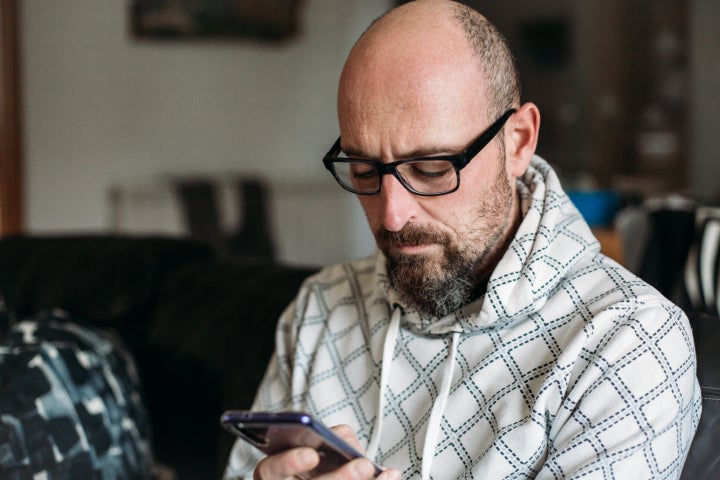 Couples Are Already Using ChatGPT To Solve Arguments. Here's How To Do It Fairly. | HuffPost Life