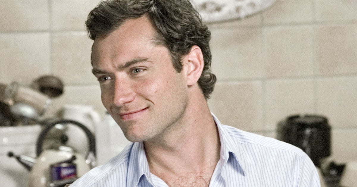 Jude Law Just 'Burst The Bubble' Of Everyone Who Loves The Holiday ...