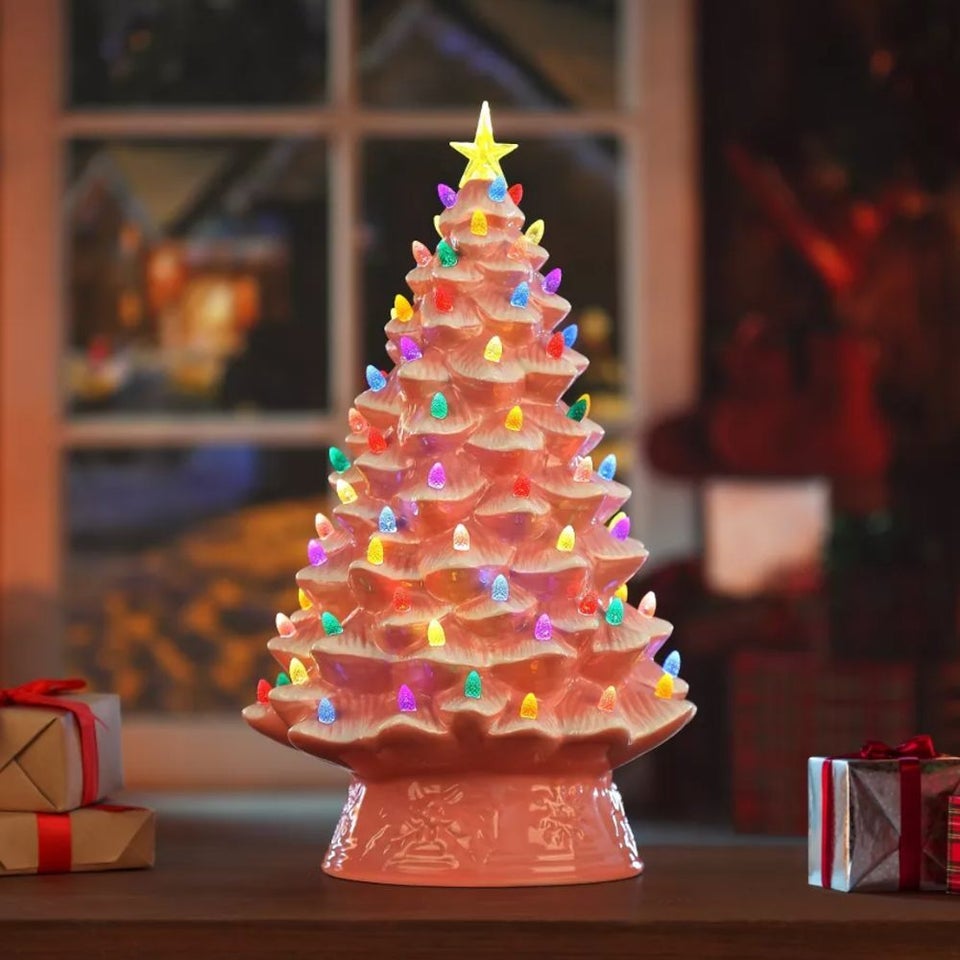 20 Fun And Kitschy Christmas Decorations You Secretly Need | HuffPost Life
