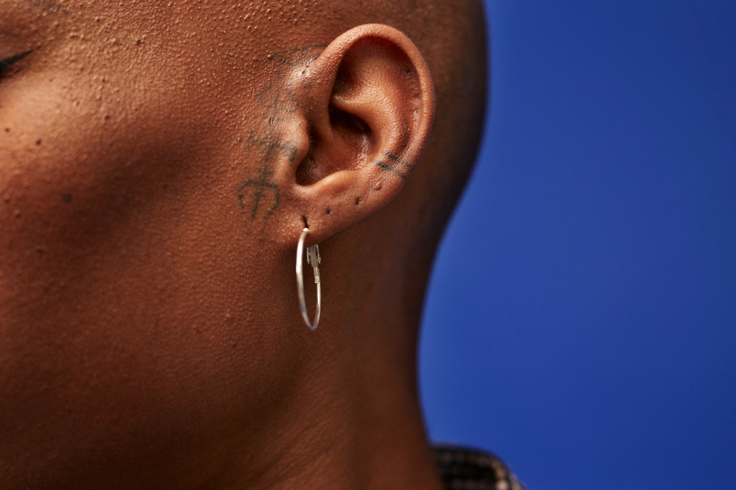 How Bad Are Heavy Earrings For Your Ears? | HuffPost Life